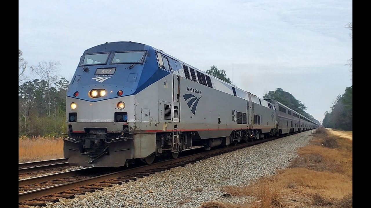 Rare daylight appearance of Amtrak 53 in the Palmetto State - YouTube
