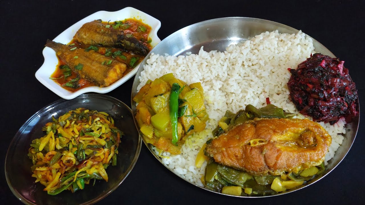 Bengali Eating Show | Karfu Fish Curry with Beans, Shing Fish Curry ...