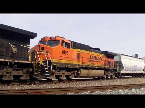 NS 15Q @ LOGANSPORT, IN 3 19 24 NS 4115 BNSF 1096 - YouTube