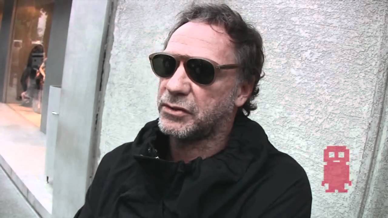 Criador da Osklen, Oskar Metsavaht fala sobre a Escola São Paulo - YouTube