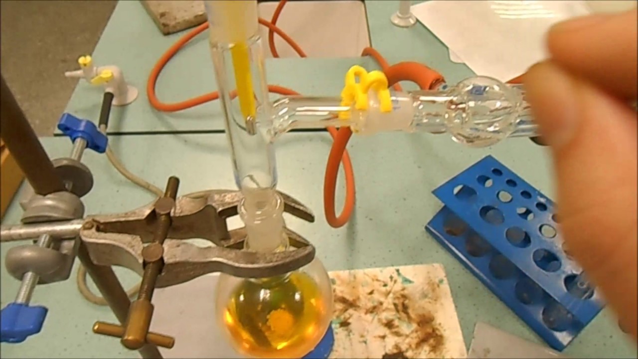 Distillation and reflux - YouTube