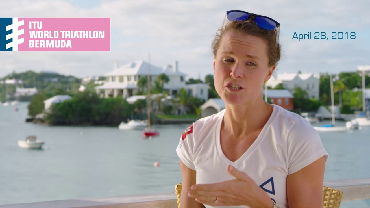 Flora Duffy SWIM - World Triathlon Bermuda 2018 - YouTube