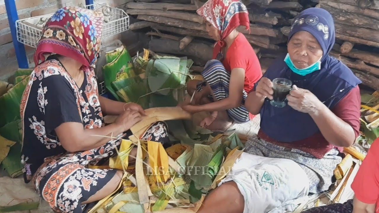 TRADISI REWANG DI DESA HAJATAN ORANG JAWA - GUYUP RUKUN - YouTube
