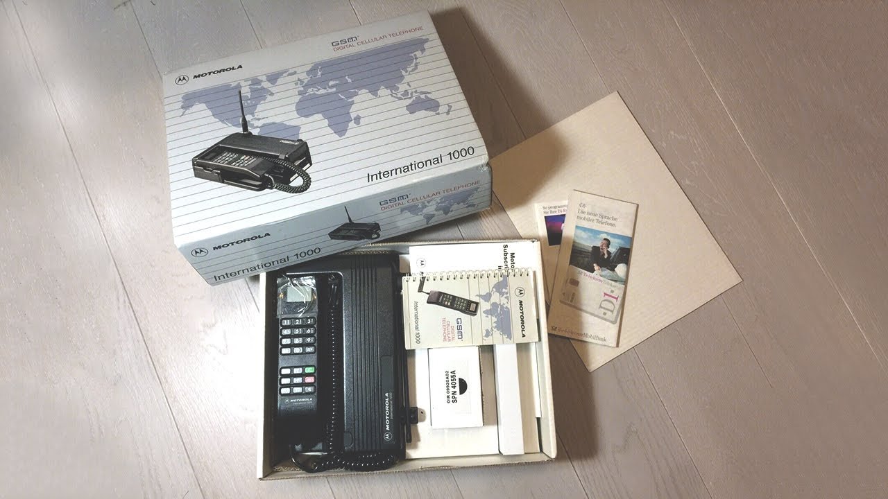 Motorola International 1000 - new and boxed - autotelefon brick phone ...