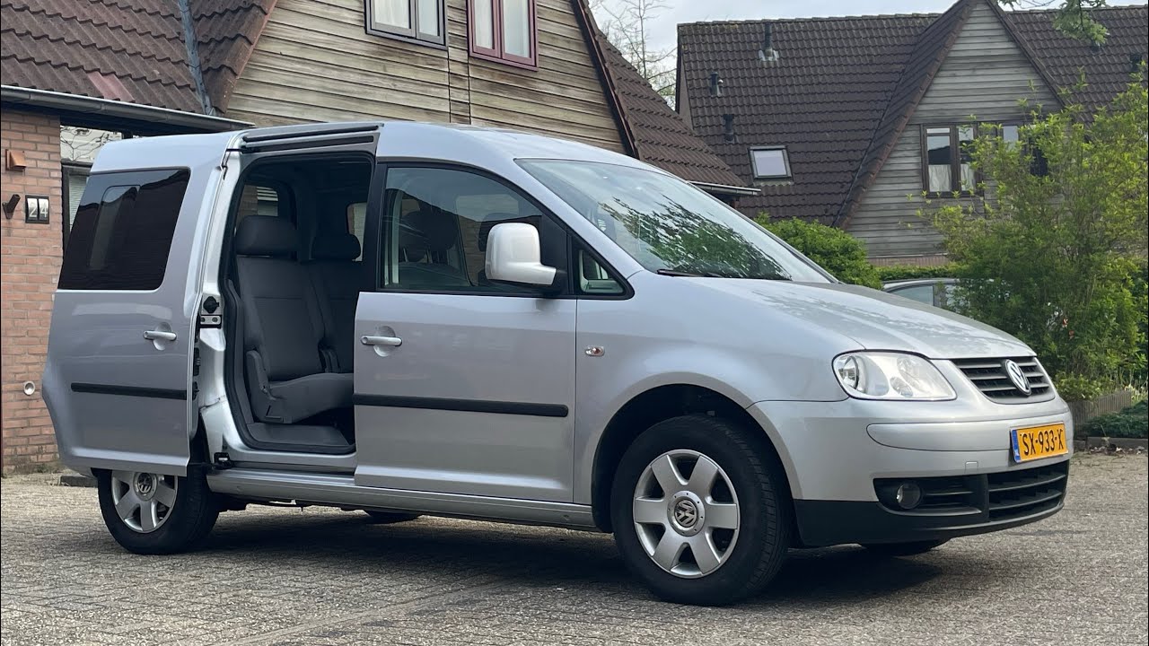 Volkswagen Caddy Combi 2009 in 4K Reflex Silver 15 inch LM (NL tekst ...