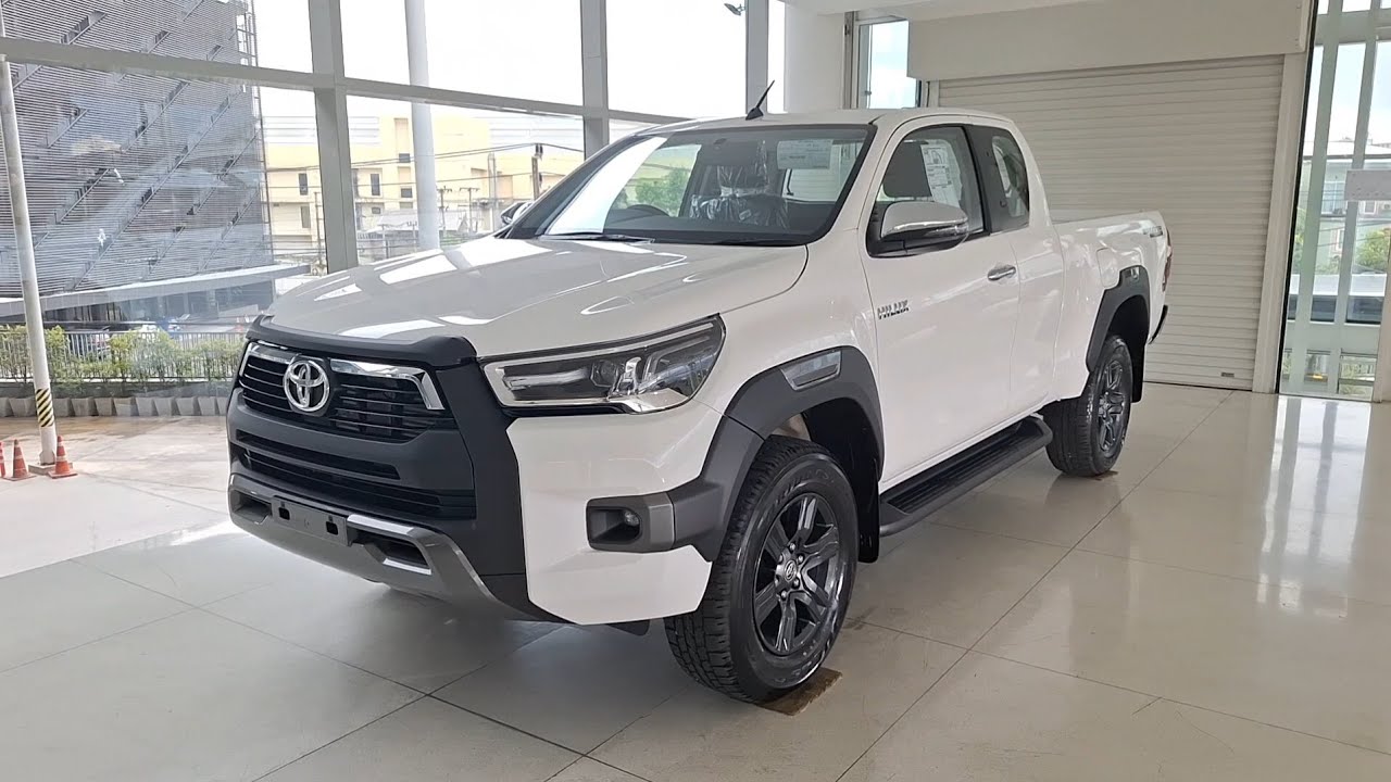 รุ่นนี้สีนี้จัดว่าสวยเลย พาชม 2024 Toyota Hilux Revo PreRunner C-Cab ...