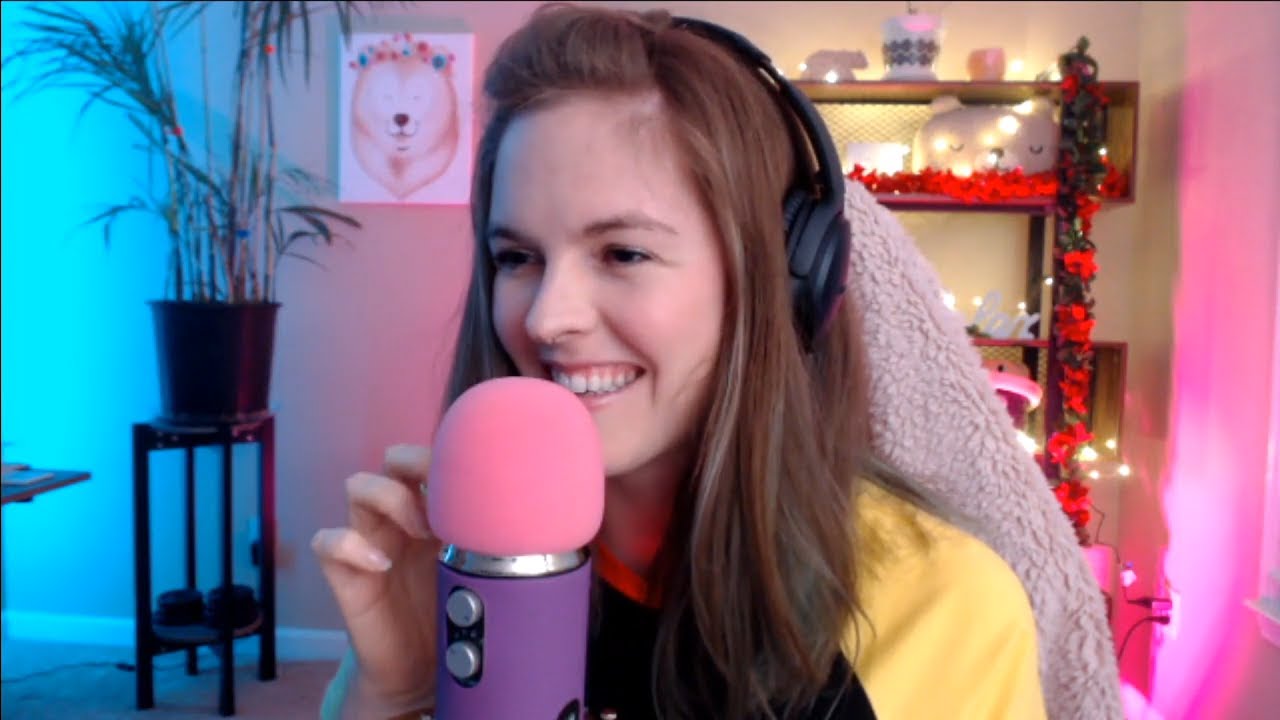 LIVE WITH CAROLINE :D Birthday Good Night Stream 💚 - YouTube