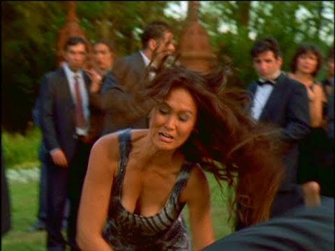 Relic Hunter Fighting