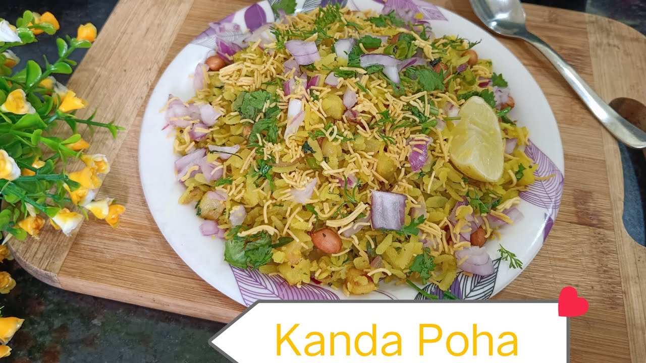 Kanda Poha 🤤.. Maharashtrian Favourite food.😊 Easy To Make 😊 Home Made ...