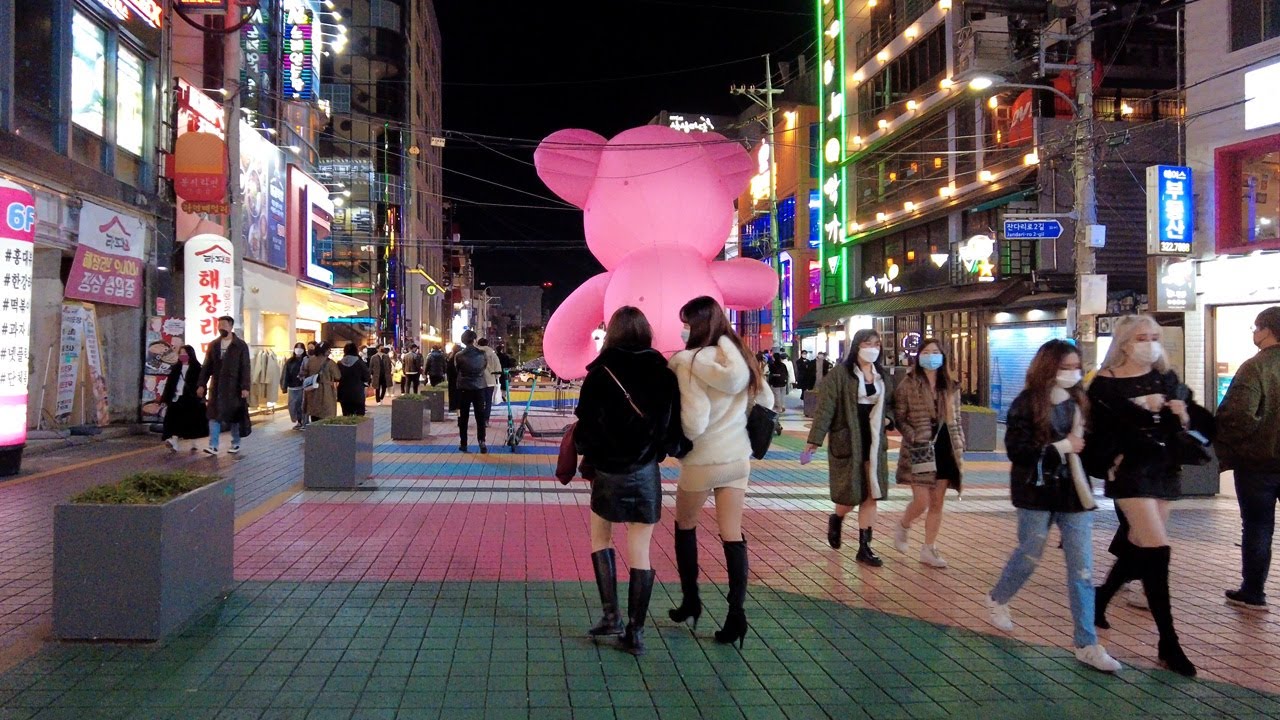 [4K] Friday Night 🤸‍♀️, Walking in Hongdae(Hongik University Street) - South Korea | 금요일 밤 홍대 걷기 ...