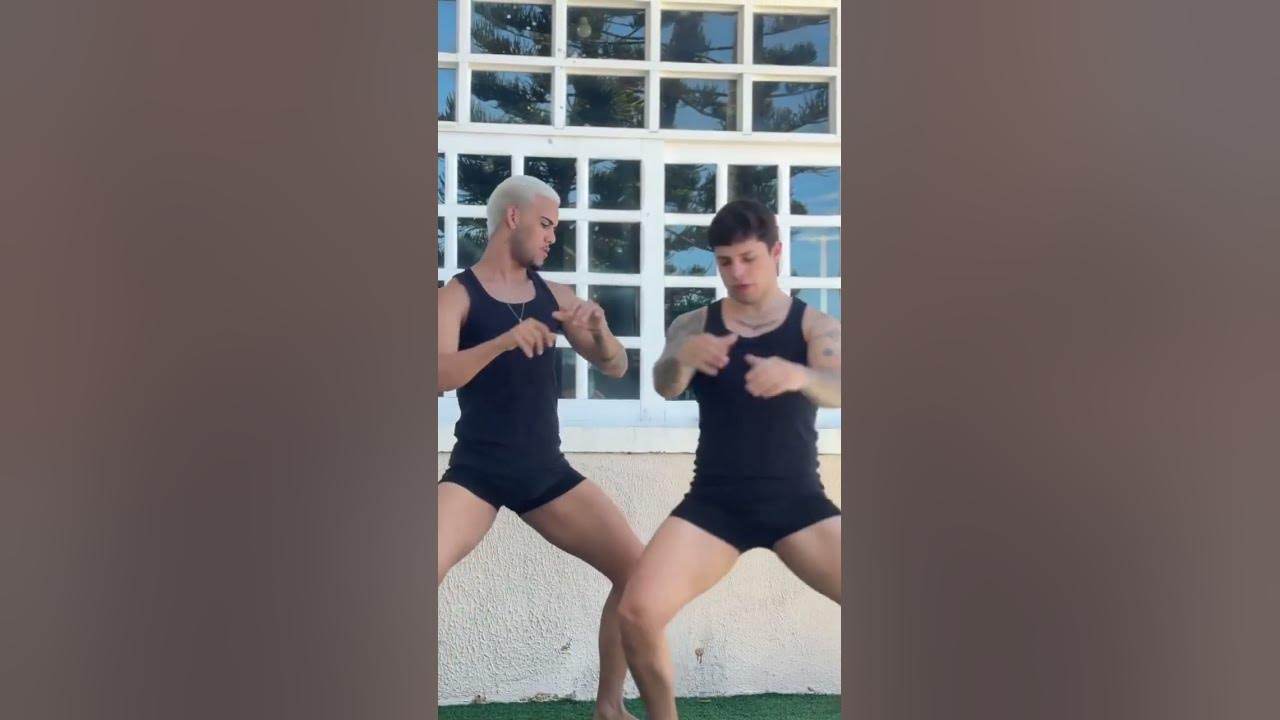 Novinho Dançando Brega Funk Youtube