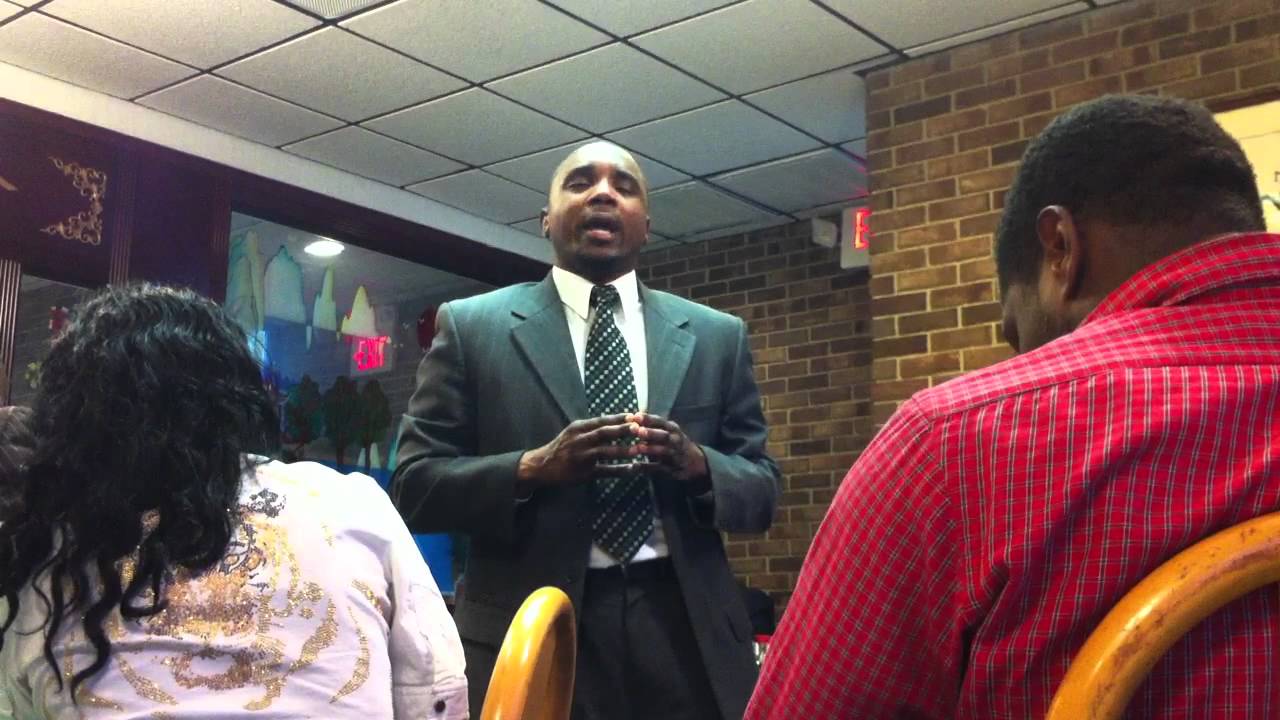 Aaron Vaughn Speaks at Sumter Restaurant - YouTube