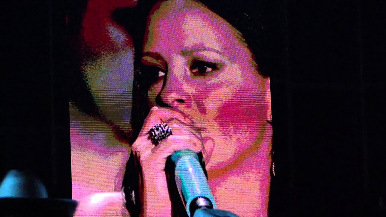 Sara Evans - Stronger - YouTube