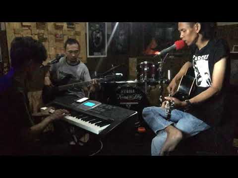 Breast Holder - Miss You Love (cover) Silver Chair