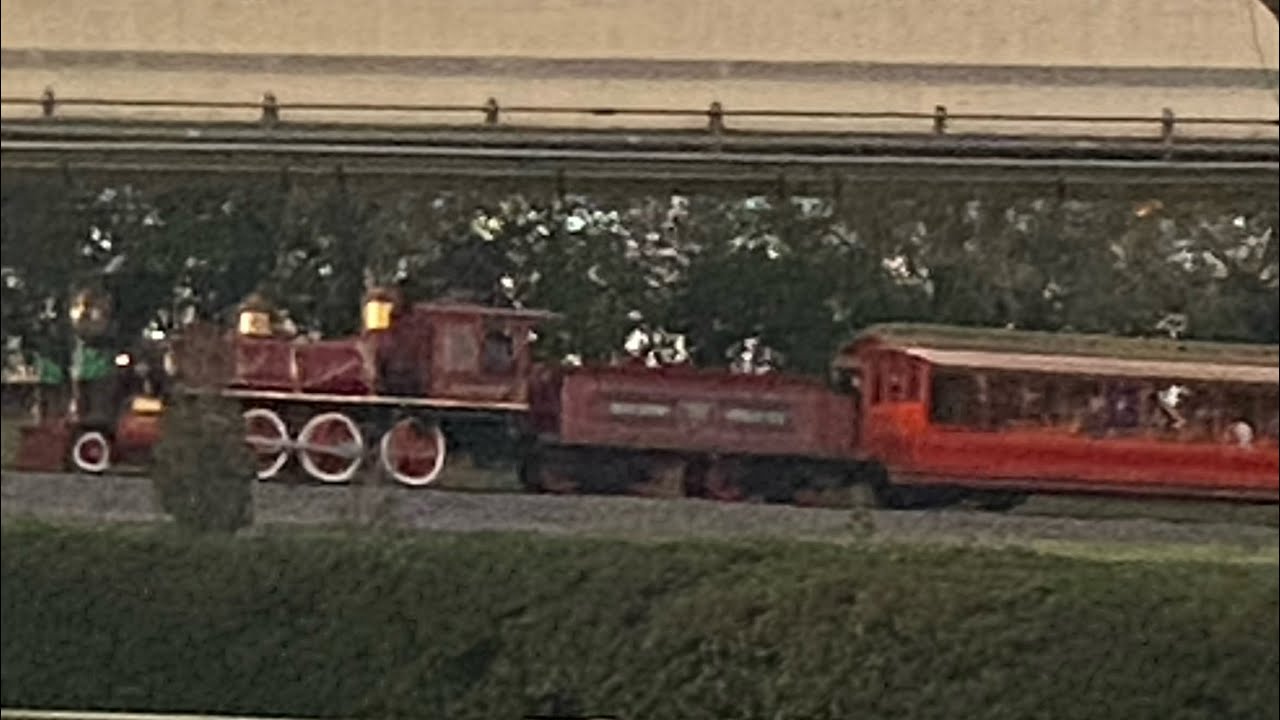 Walt Disney World Railroad, Walter E. Disney Grand Circle Tour - YouTube