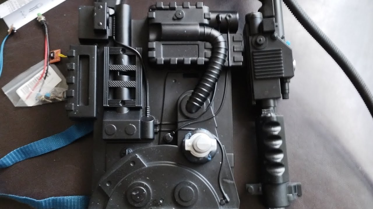 Ghostbusters proton pack build - YouTube