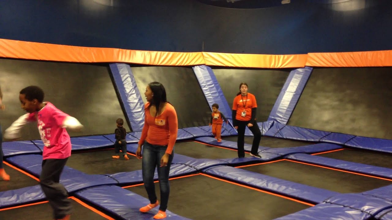 Trey at SkyZone-Columbia MD (11/29/13) - YouTube