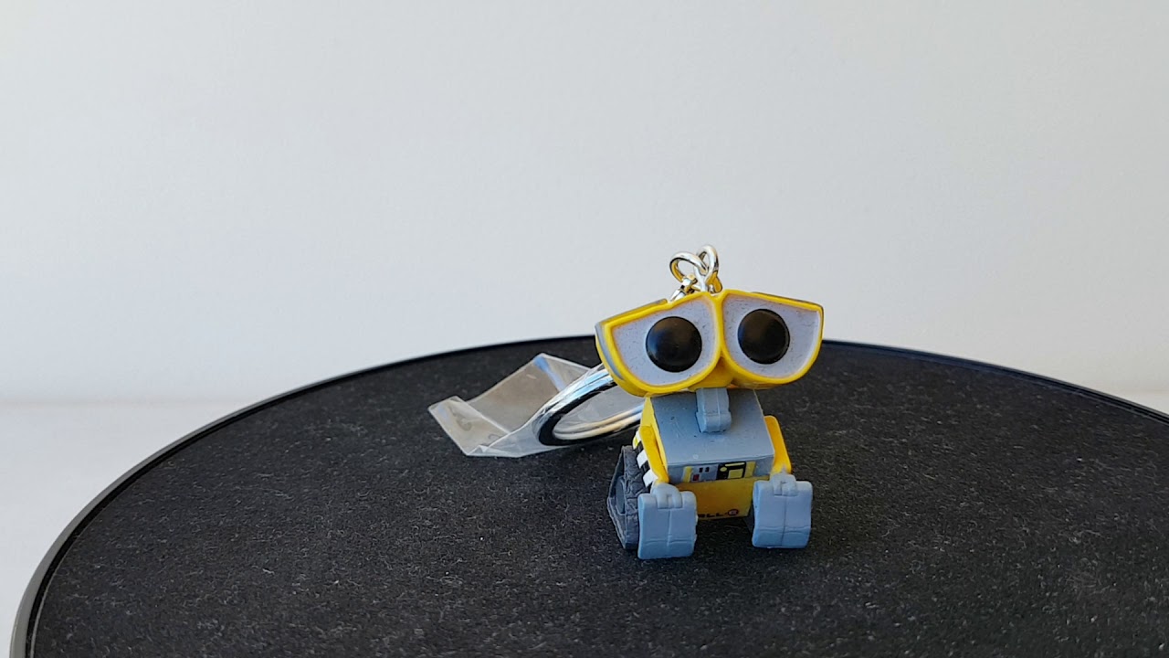 Funko Pop Pocket Keychain Wall-E - YouTube