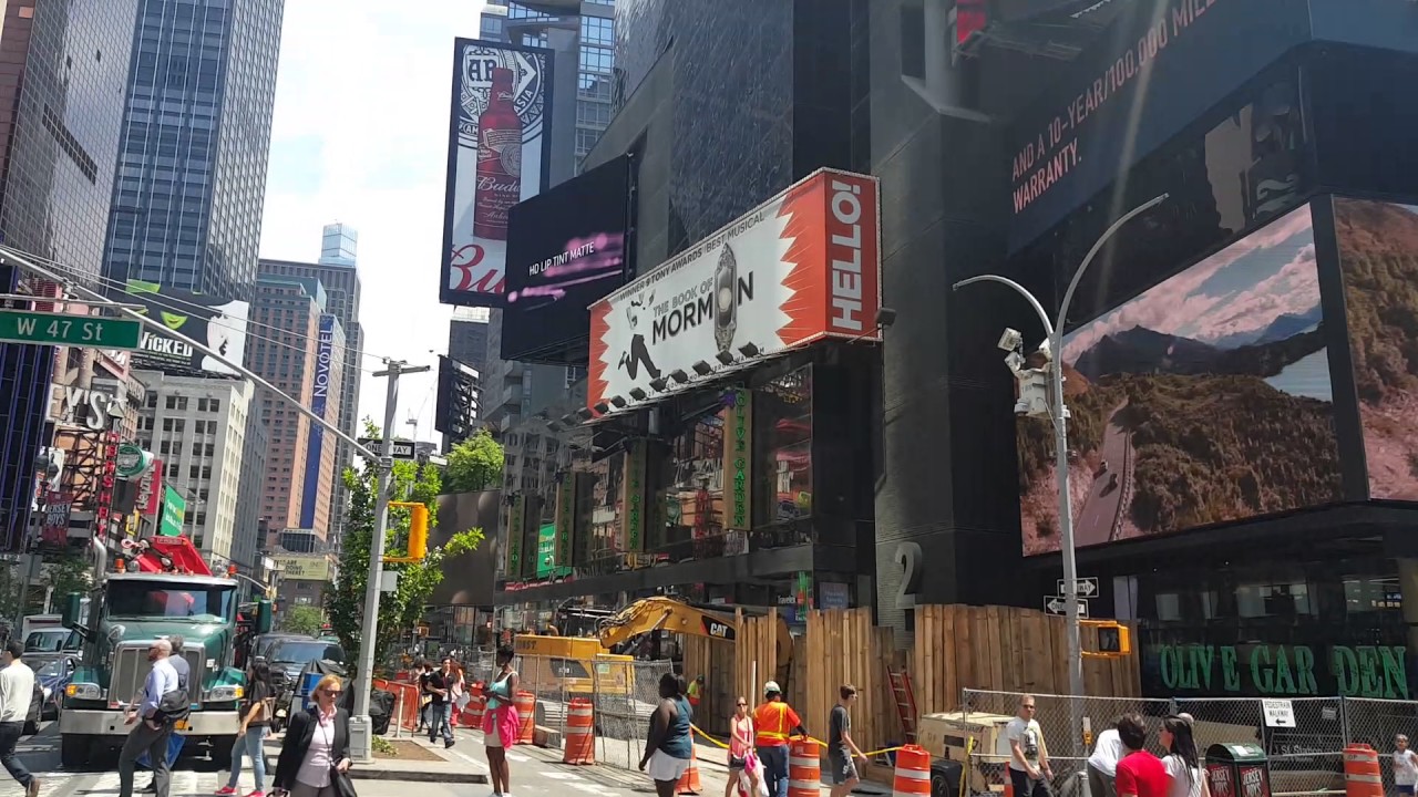 Times Square 2 - YouTube