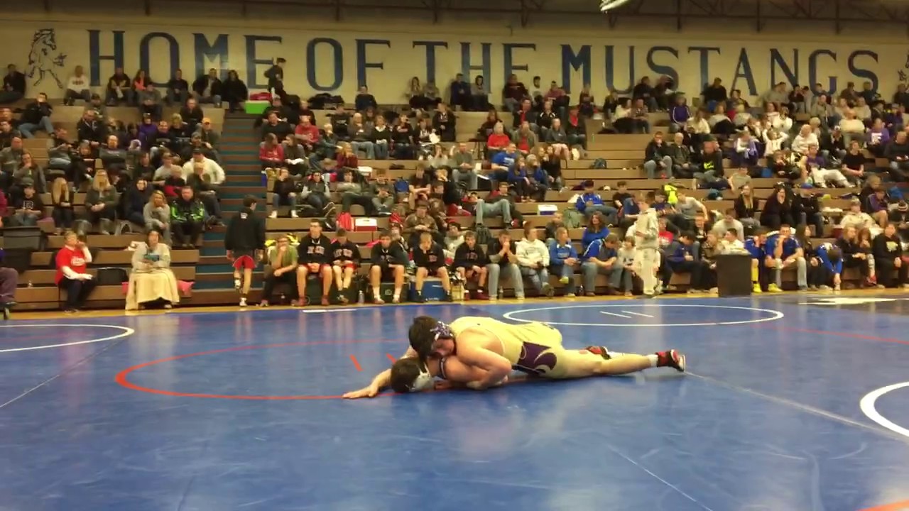 Tim Stapleton WHS 9 vs Charlie DesMarais BHS 12 - YouTube