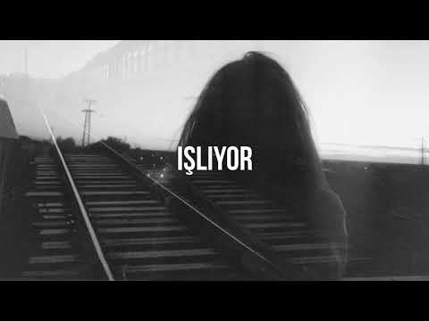 Hakan Yeşilyurt : acıya gülmek  şiir versiyon