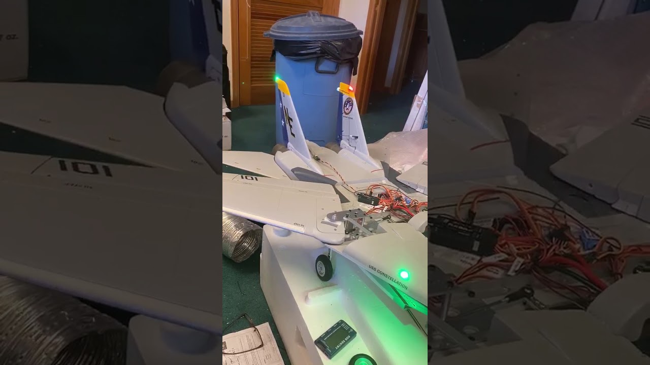 FrSky, F-14 swing wing as a function of speed - YouTube