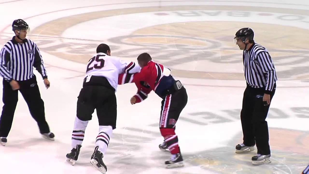 Jon Mirasty Vs Mario Joly Combat de LNAH Hockey Fight Sorel Vs ...