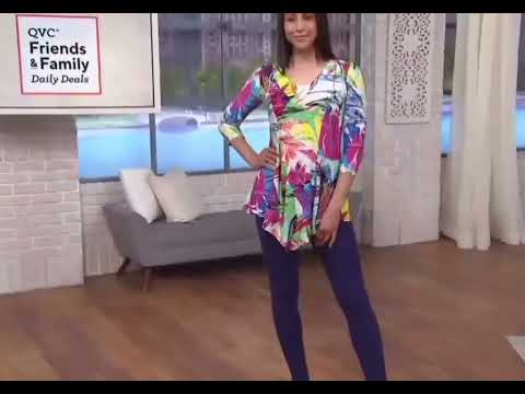 QVC model Deanna looking good in leggings 102