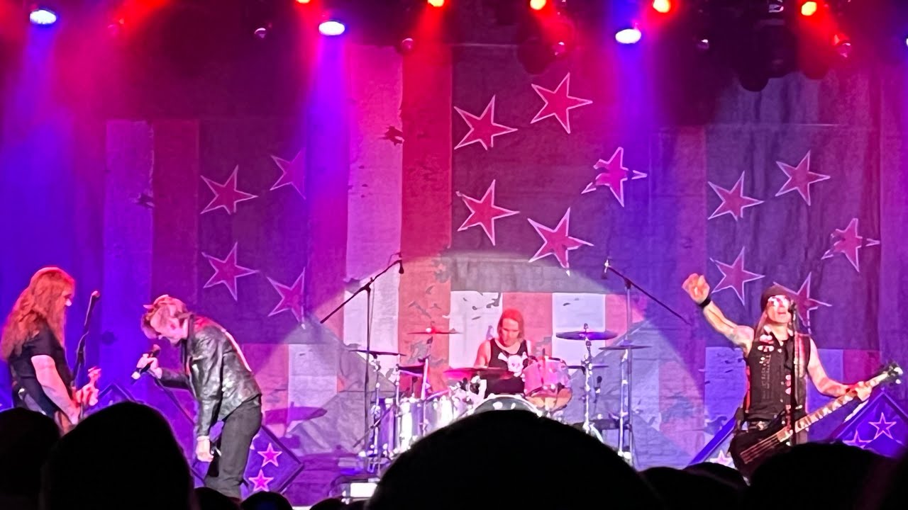 Skid Row -18 and life - YouTube