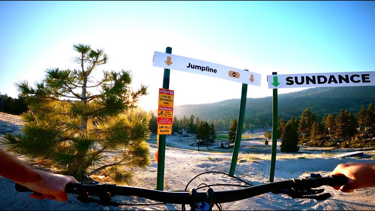 Snow Valley Jumpline 2025 - YouTube