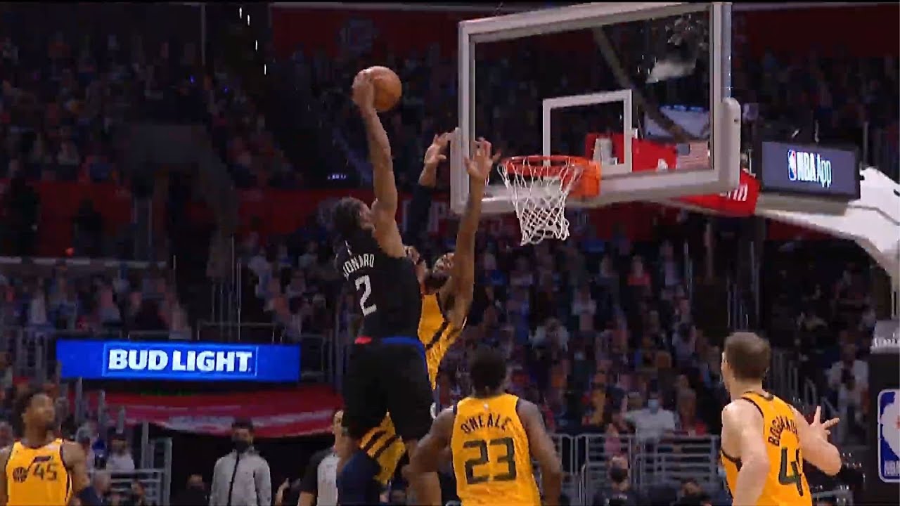 Kawhi Leonard with the CRAZIEST DUNK OF THE PLAYOFFS on Derrick Favors ...
