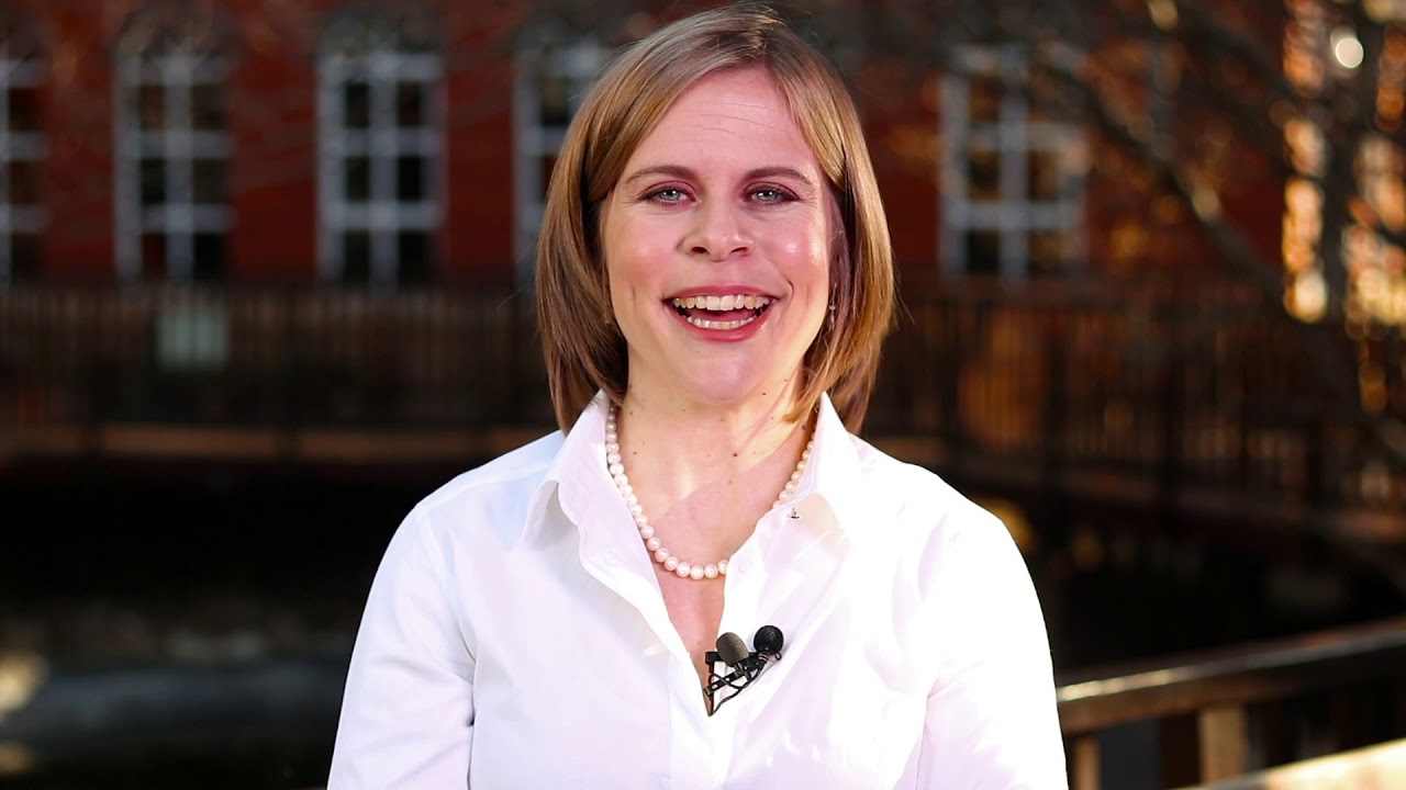 Top-35-under-35 2019 INFLUENCE Winner: Lize Lubbe - YouTube