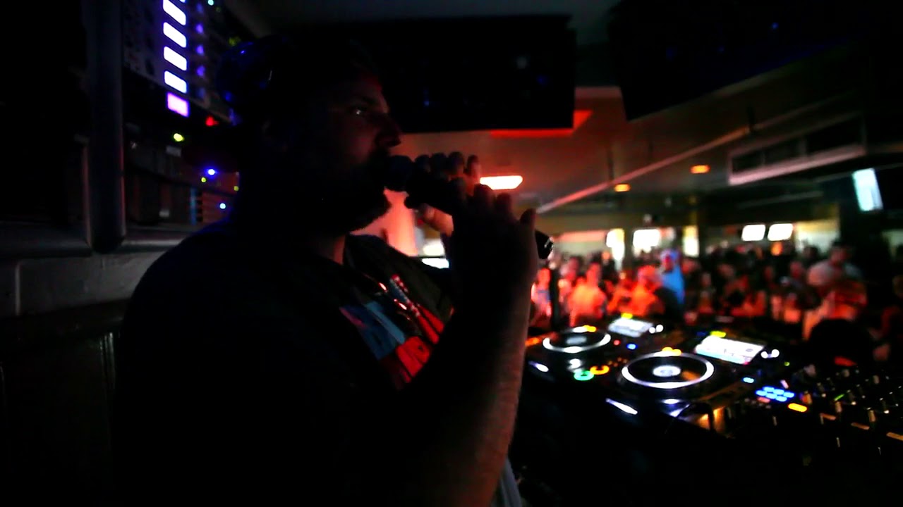 Brian Castelli - DJ Lugghead JBProlive - YouTube