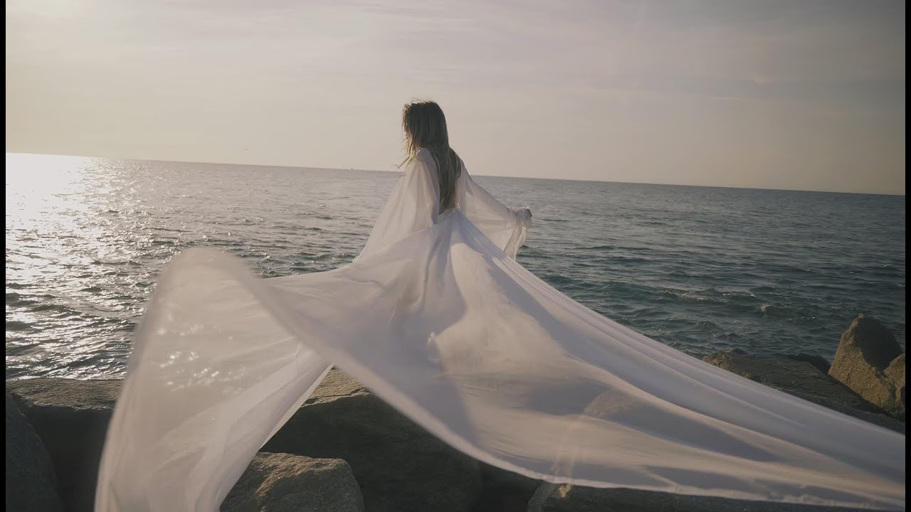 DREYA STARR- Evanescence and Hechizo de Amor (bilingual) Official Music ...