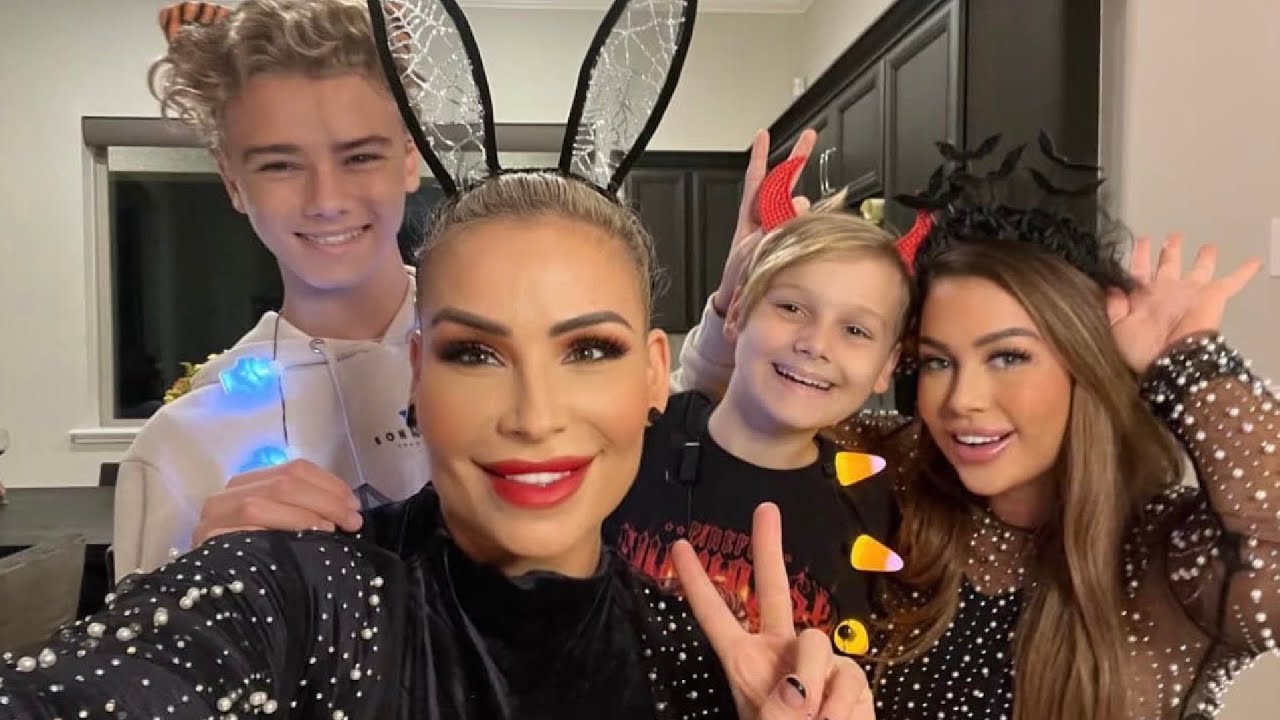 A Scary, Spicy Spooky Pumpkin Spice Latte Challenge | TheNeidharts ...