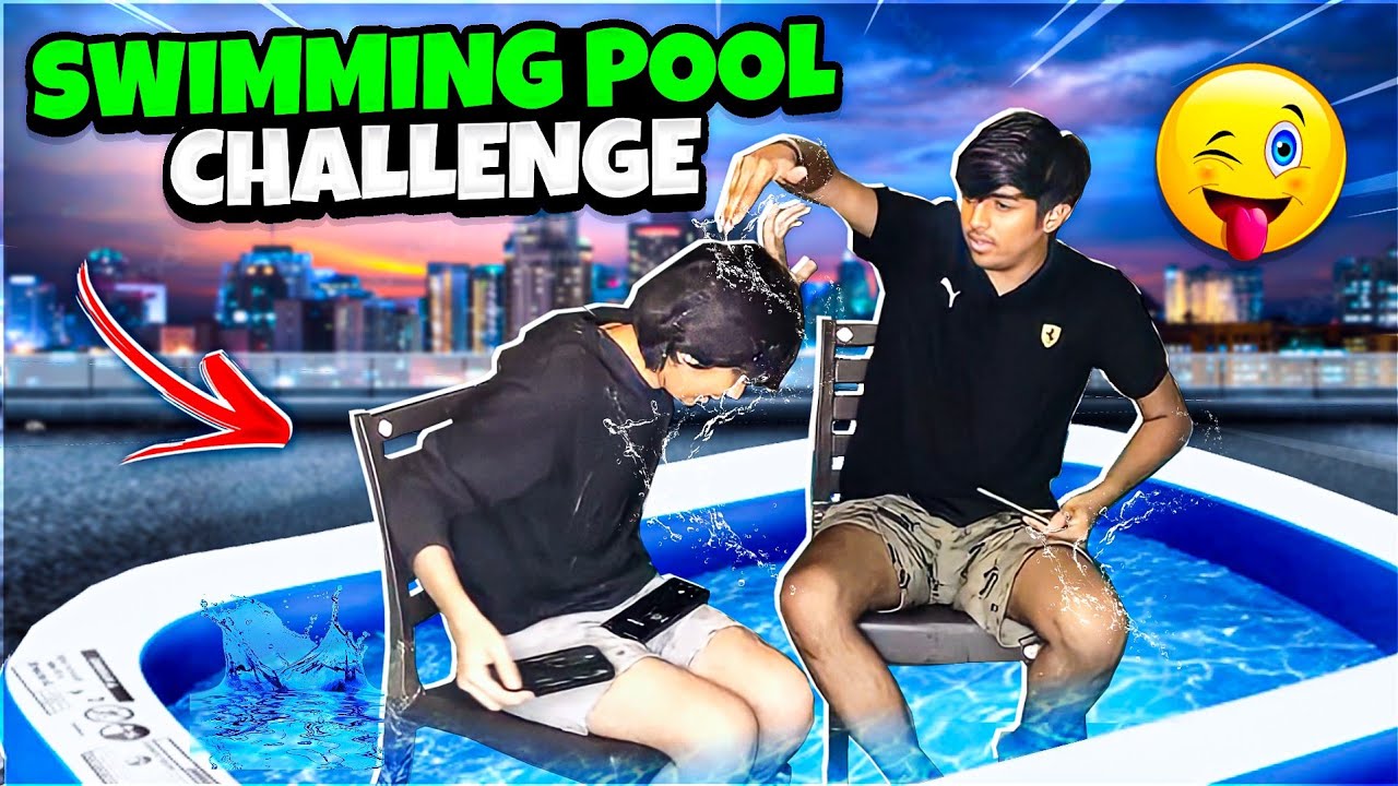 Free Fire Battle In Swimming Pool🌊 Unbelievable Funny Challenge🤣 With ...