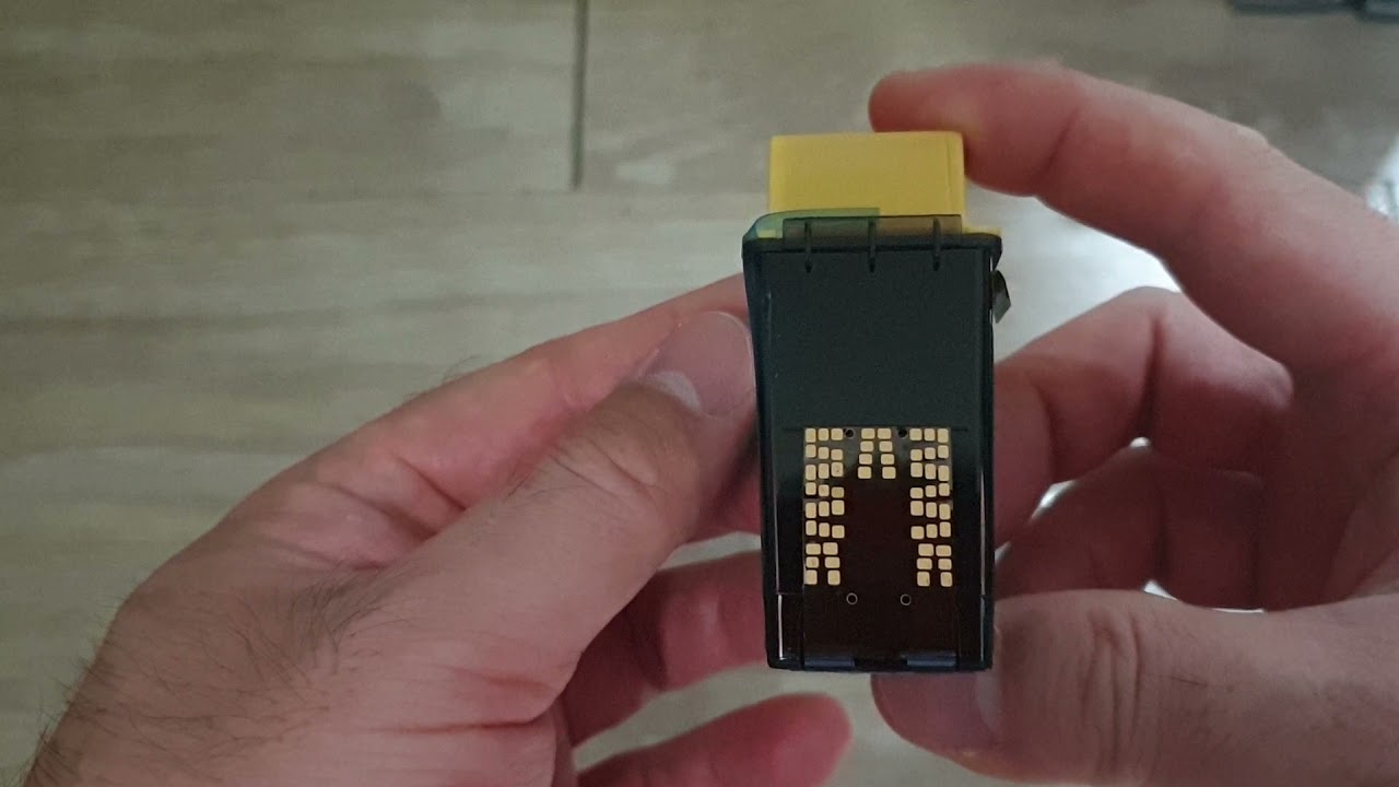 NEW OLD HP 51626A INK CARTRIDGE OPEN - YouTube