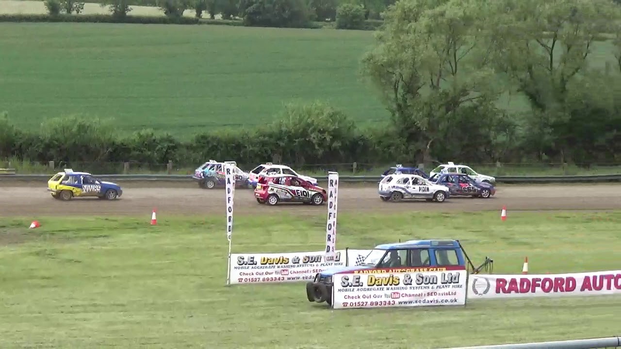 Autograss racing from day 2 at MAP open 2019(7) - YouTube