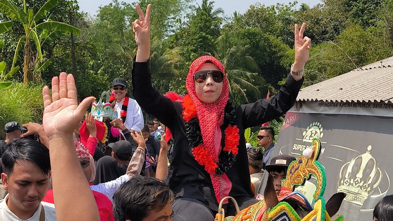 BENDAHARA DPD @PDIPerjuangan JABAR TEH INEU DAMPINGI PASLON JEJE-RONAL ...