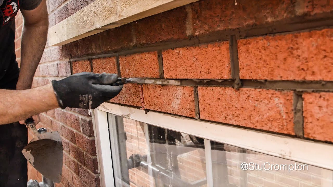Bricklaying - Repairing Lintel - YouTube