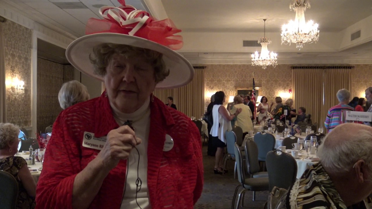 Mary Ann Riley welcomes you to Annual Ellen Lanier Fashion Show - YouTube