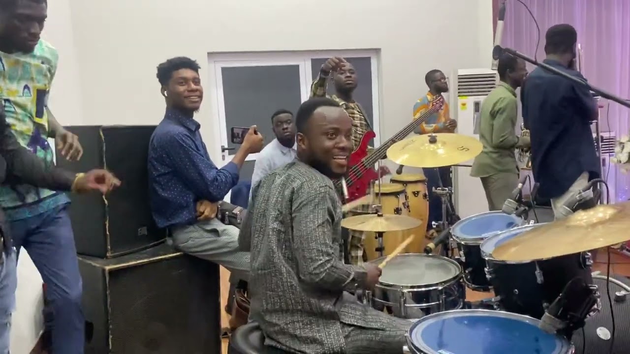 HOT POWERPACKED PRAISE JAM WITH @Jojo Arhin & @SANDY ASARE MUSIC At ...