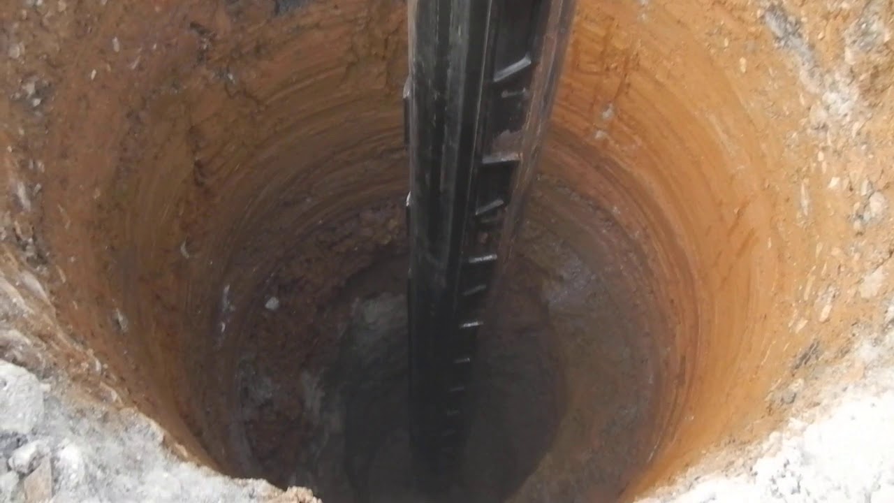 CZM PILING RIG ROCK BORING - YouTube