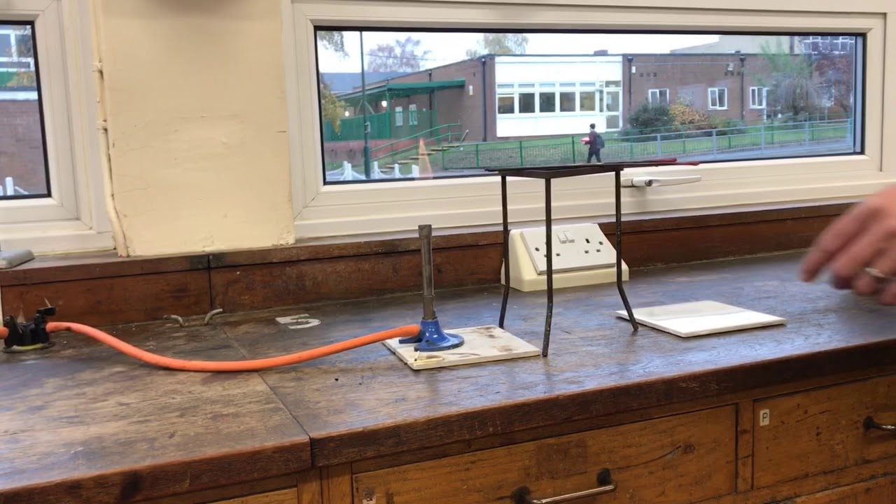 Conducting heat through metal rods Springwood High School ELC - YouTube