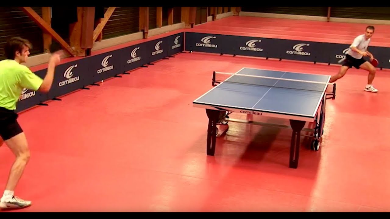 Exercices pour performer au tennis de table : le top spin - YouTube