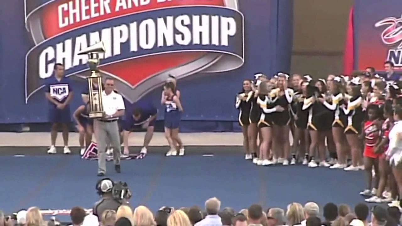 UTSA Cheer: UTSA Insider TV Feature - YouTube