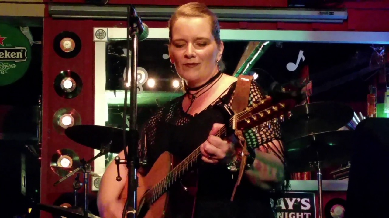 "Dance It Out" by Robin Eve - YouTube