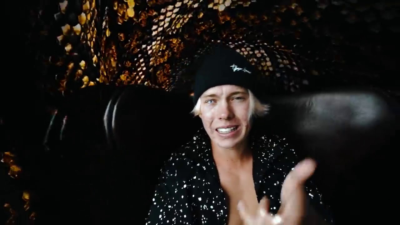 Tanner Fox Blood Stains Official Music Video e2EL4VxXehs - YouTube