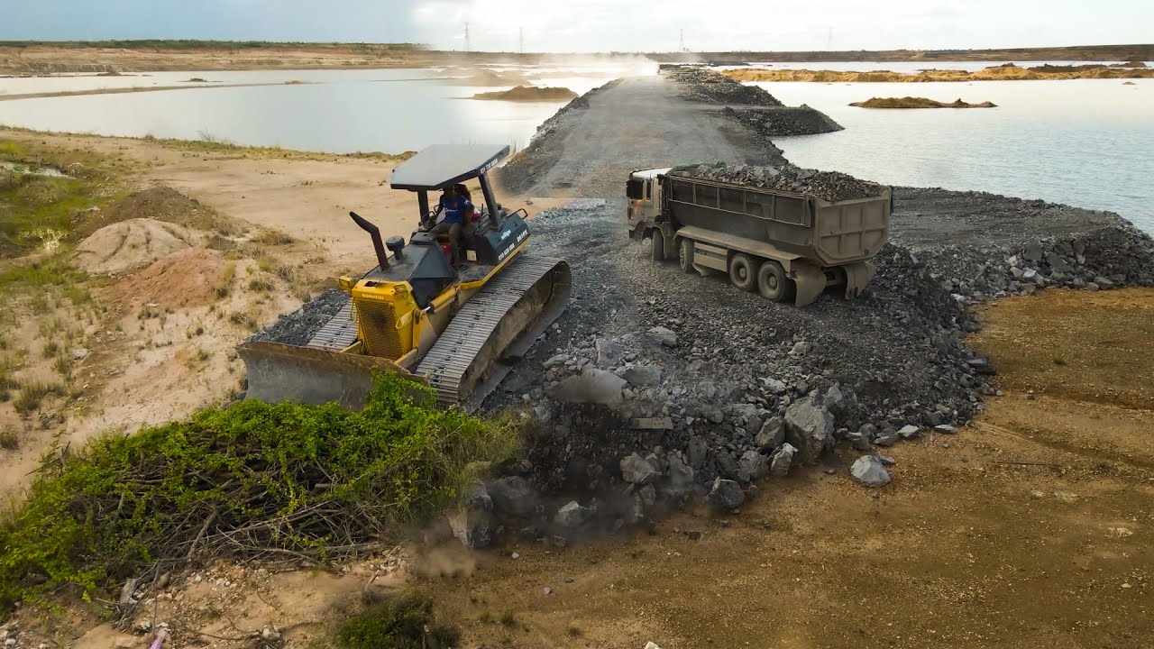 Incredible Bulldozer Moving Rock In Water With Dumper Truck Pouring ...