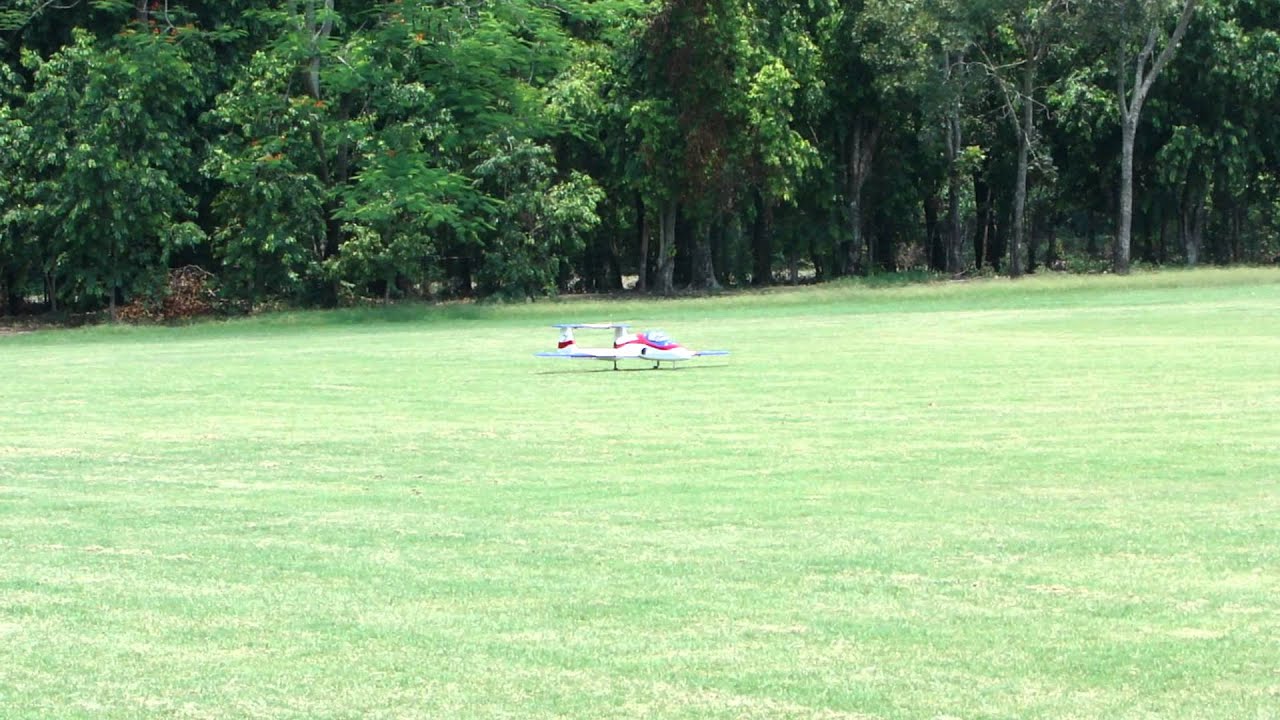 Boomerang XL2 JetCat P160 Maiden - YouTube